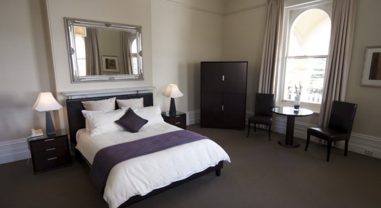 Accommodation - Largs Pier Hotel